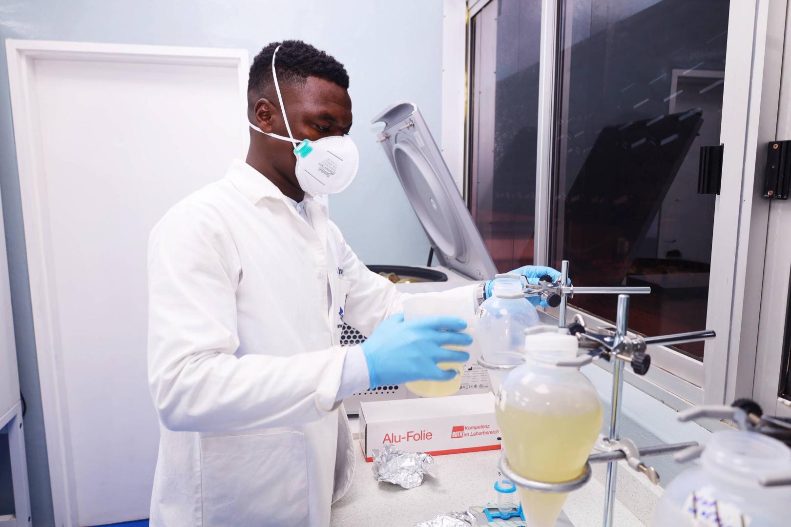 Zimbabwe strengthens polio surveillance with new environmental laboratory | WHO | Regional ...